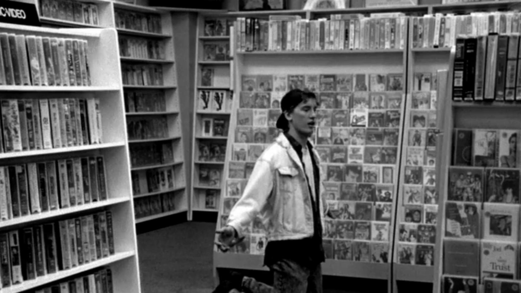 Blockbuster Closes Last Stores